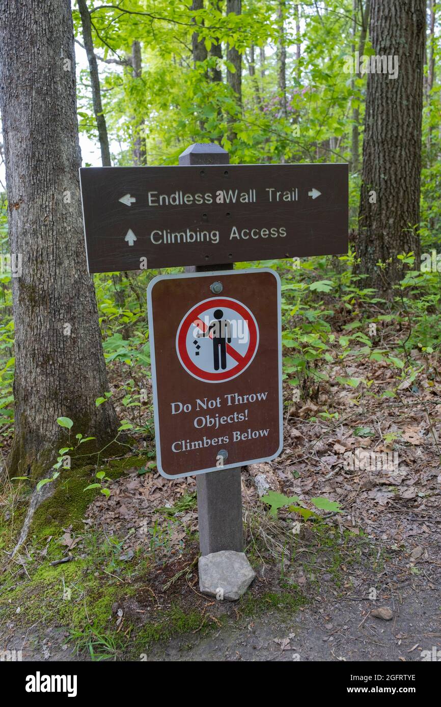 New River Gorge National Park, West Virginia. Trail Sign on Endless ...