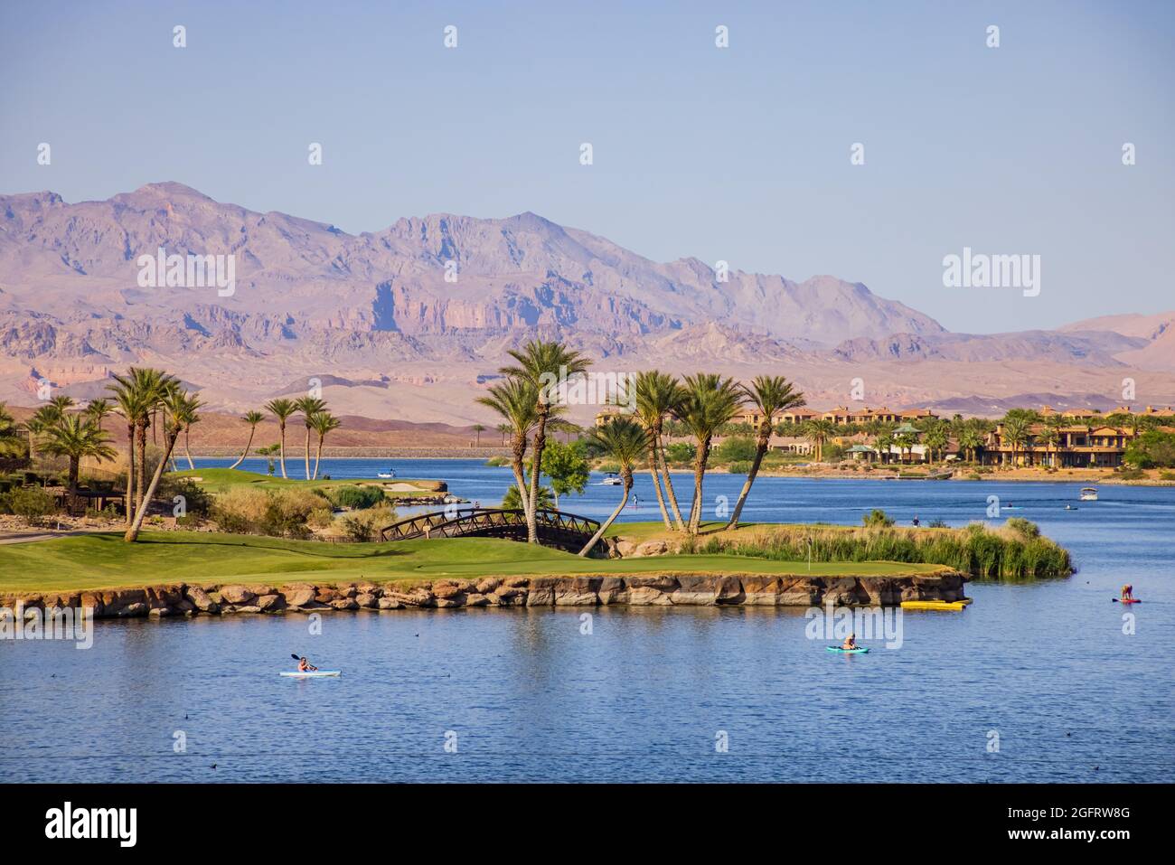 Sunny view of the lake landscape of Lake Las Vegas at Nevada Stock ...
