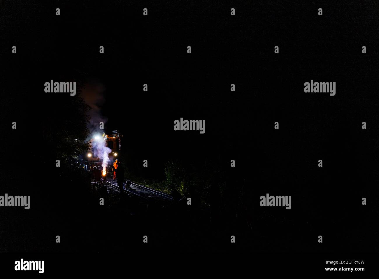 Thermite iron hi-res stock photography and images - Alamy