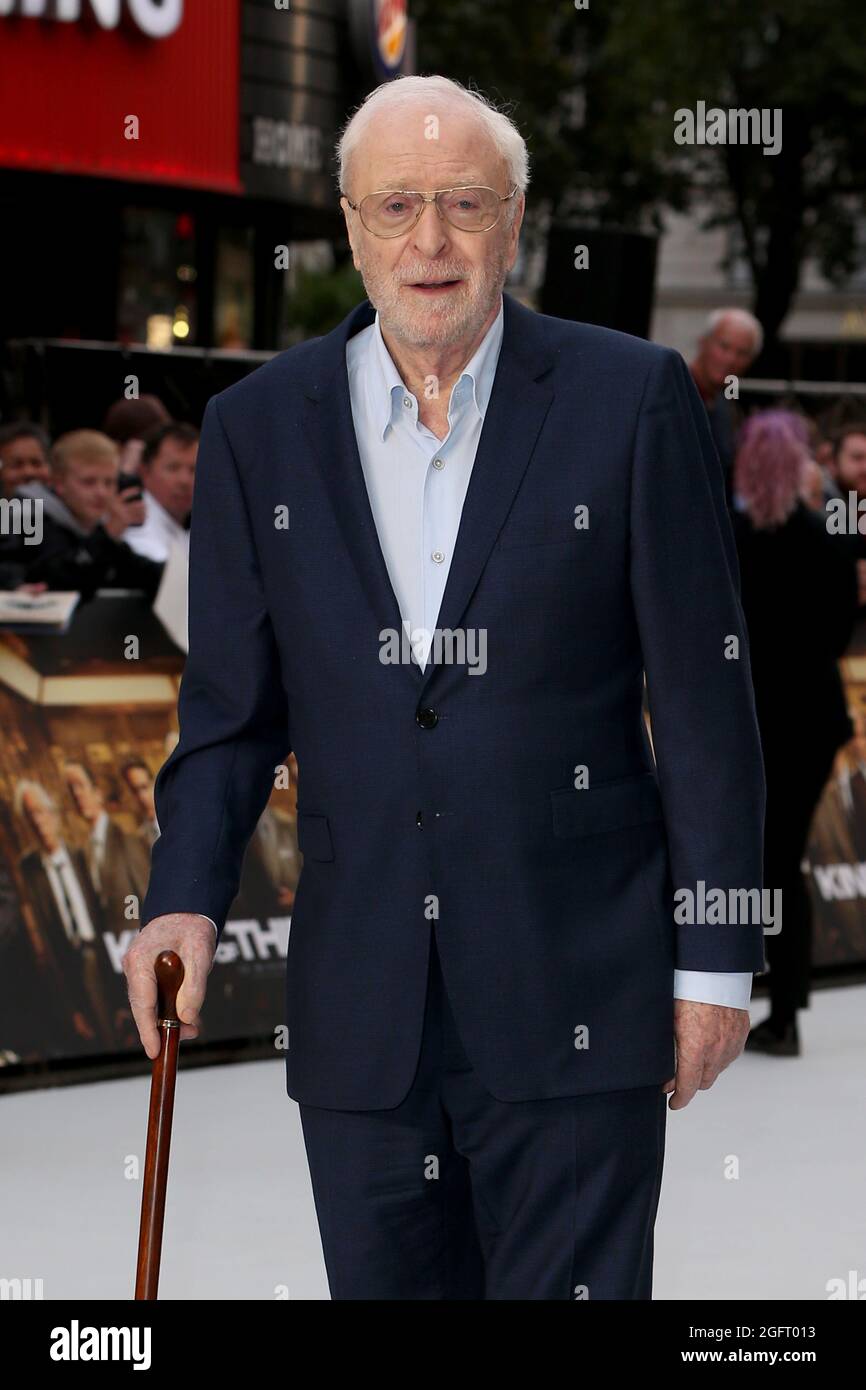 Actor michael cane hi-res stock photography and images - Alamy