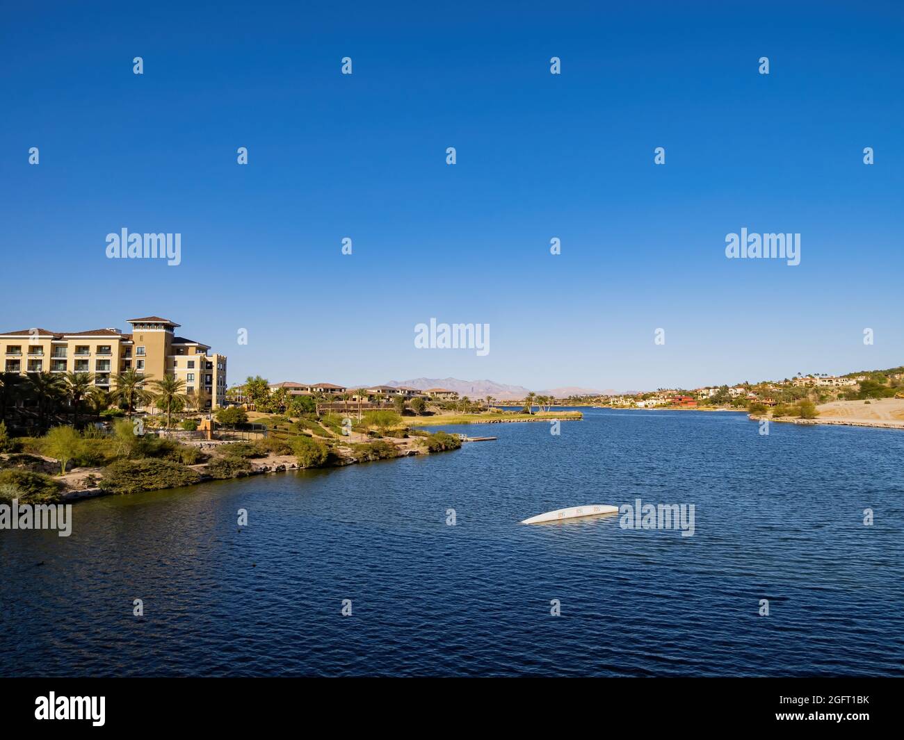 Sunny view of the lake landscape of Lake Las Vegas at Nevada Stock ...