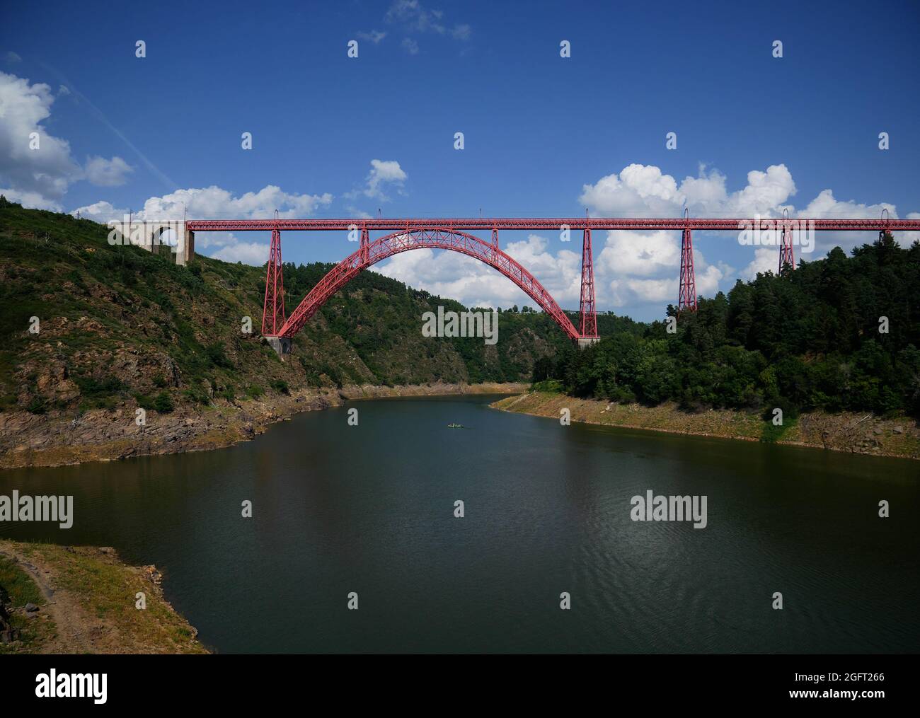 Red bridge viaduct in france hi-res stock photography and images - Alamy