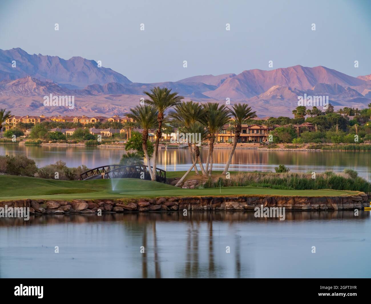 Night view of the lake landscape of Lake Las Vegas at Nevada Stock ...