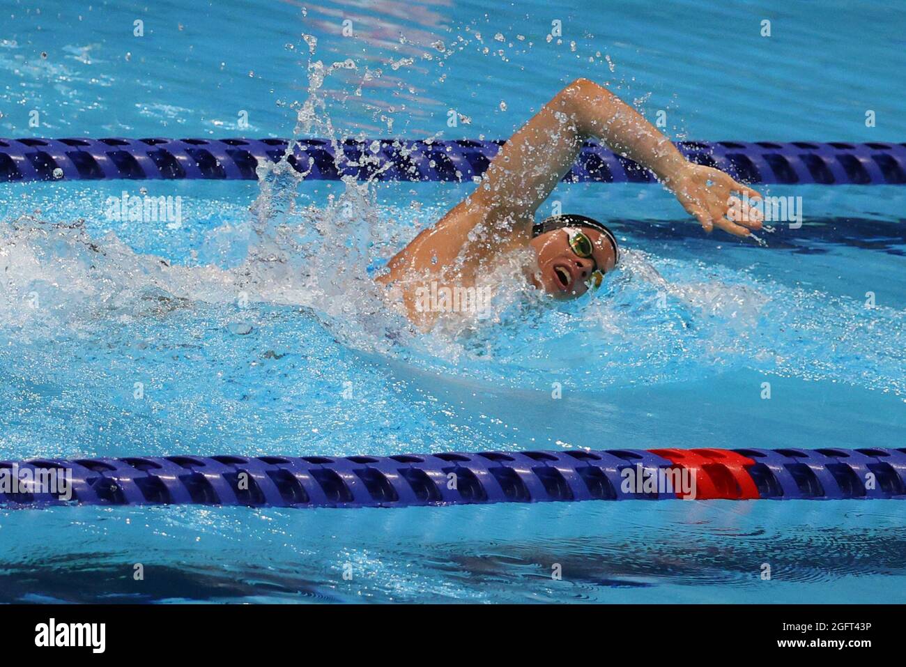 Swimming 400m freestyle men hi-res stock photography and images - Alamy