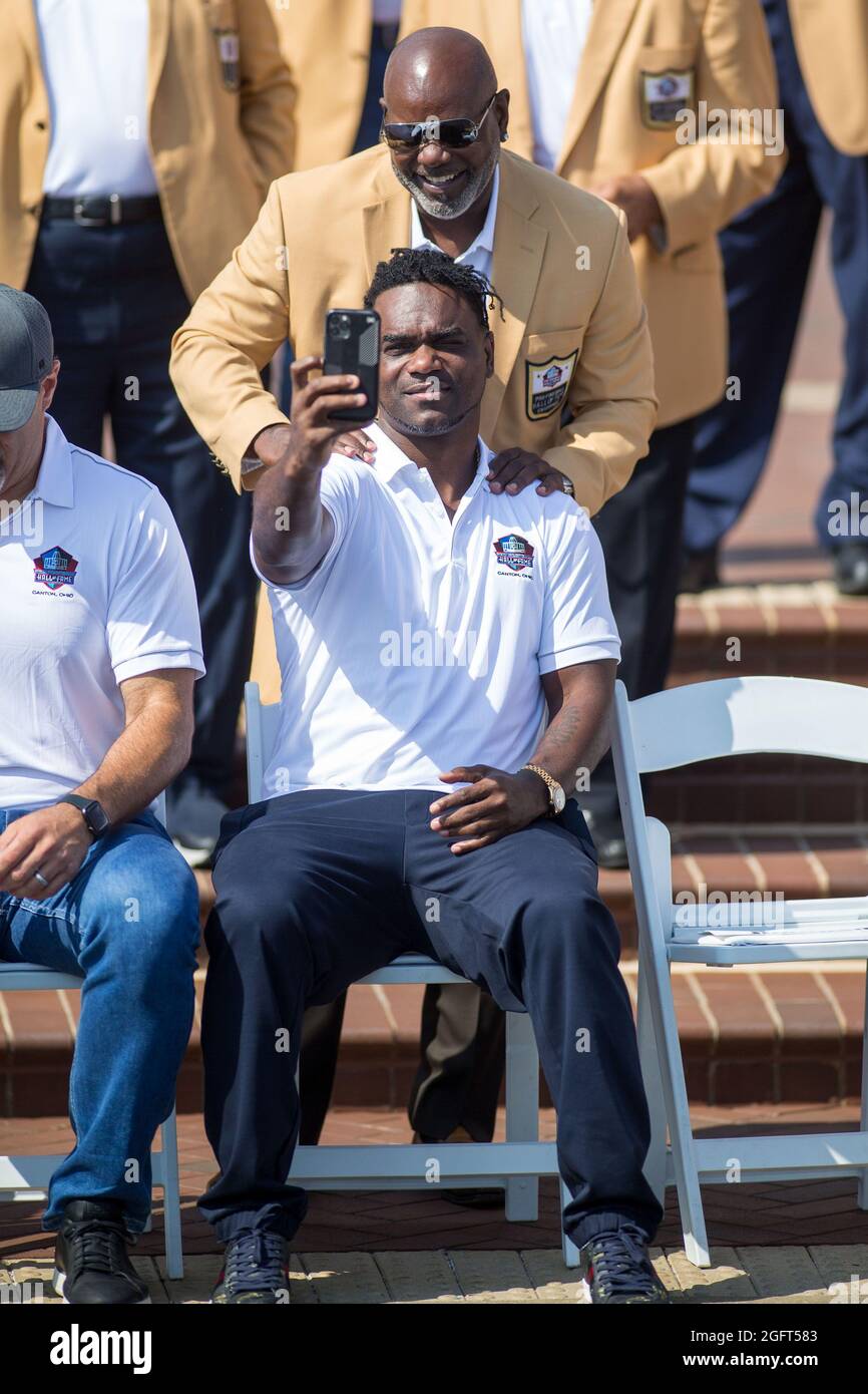 Gold Jacket enshrinees Edgerrin James and Emmitt Smith pose for a ...