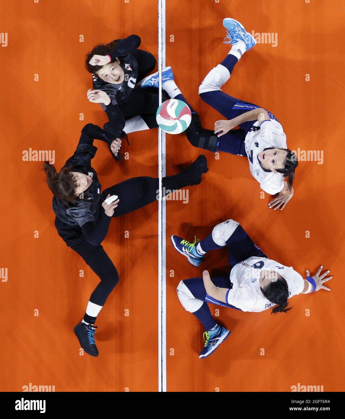 Tokyo paralympics sitting volleyball hi-res stock photography and ...