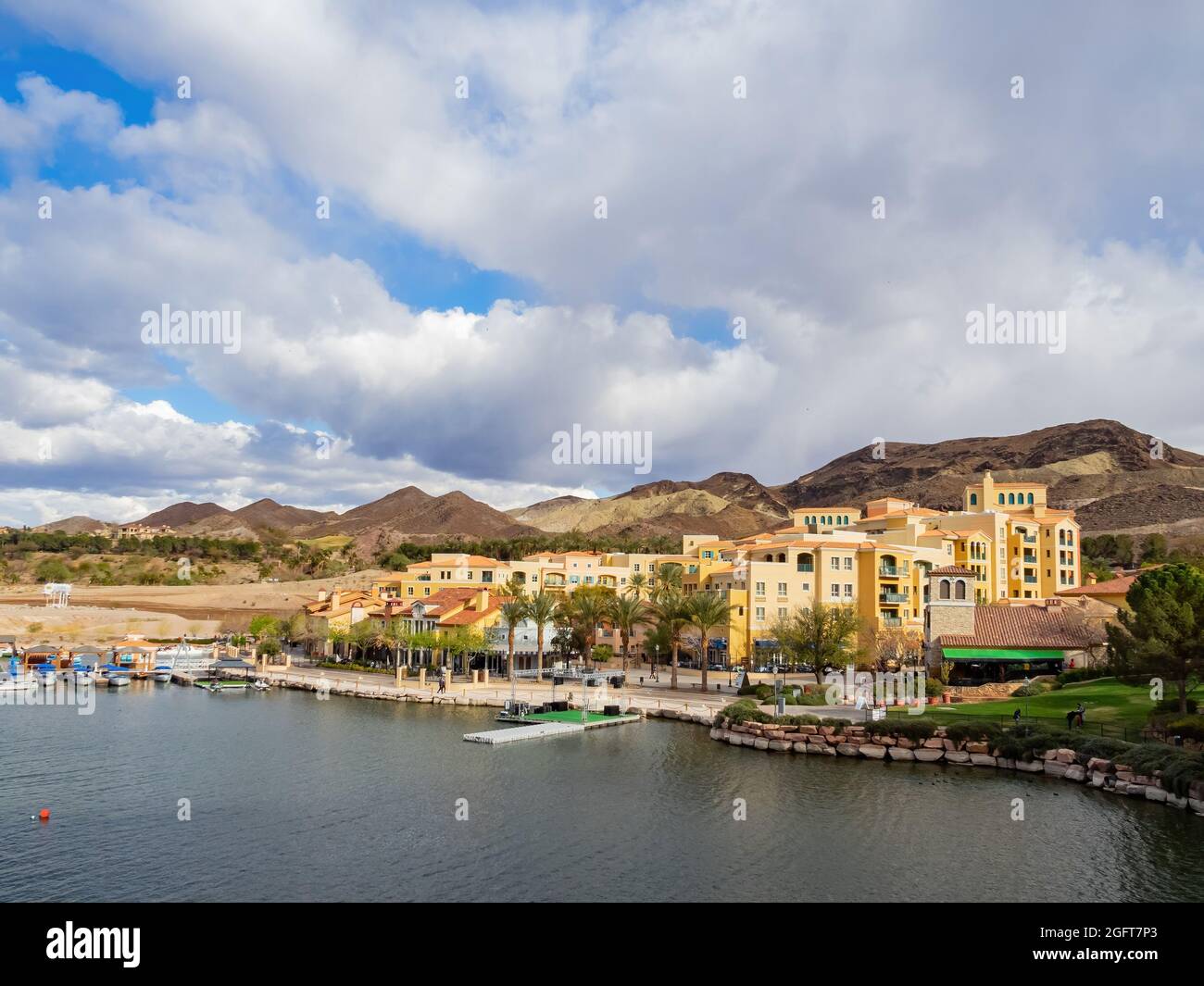 Sunny view of the lake landscape of Lake Las Vegas at Nevada Stock ...