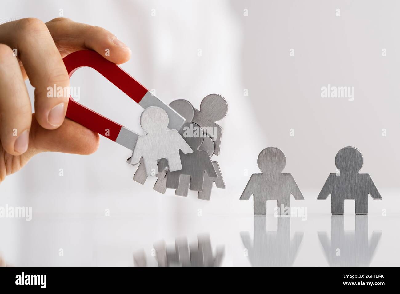 Attract Leads With Magnet. Capture Business Customers Stock Photo - Alamy