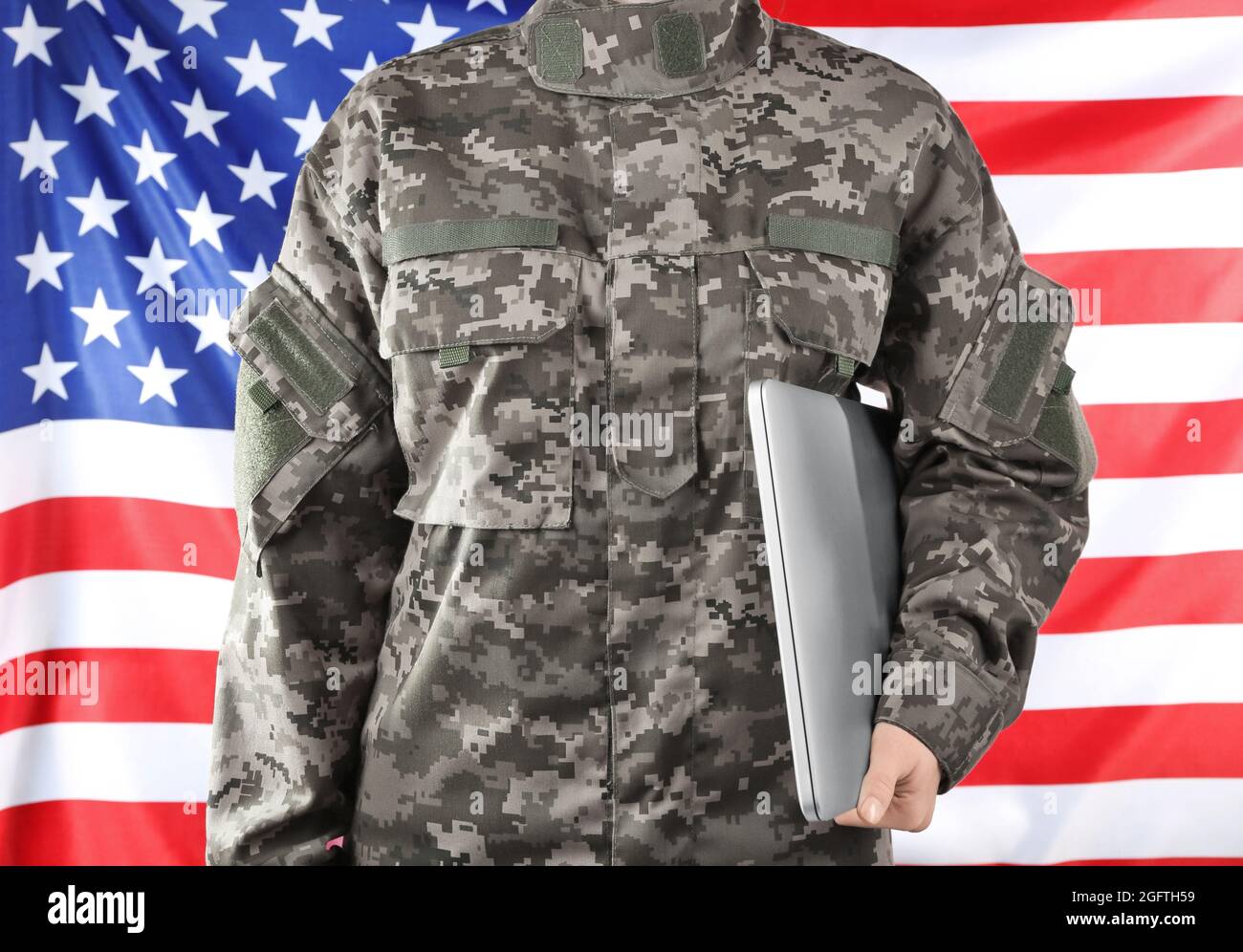Military laptop online learning hi-res stock photography and images - Alamy