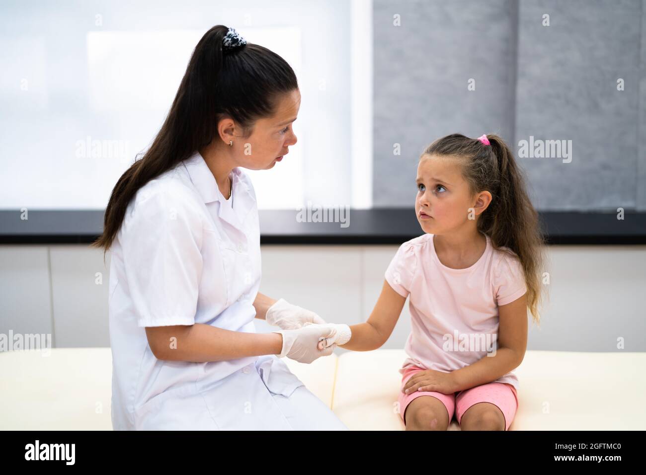 Arm Wound And Fractures. Nurse Doctor Child Treatment In Hospital Stock ...