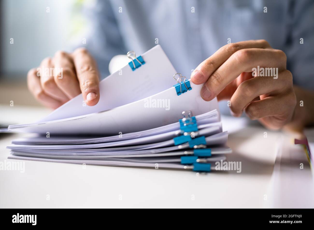 Accounting documents hi-res stock photography and images - Alamy