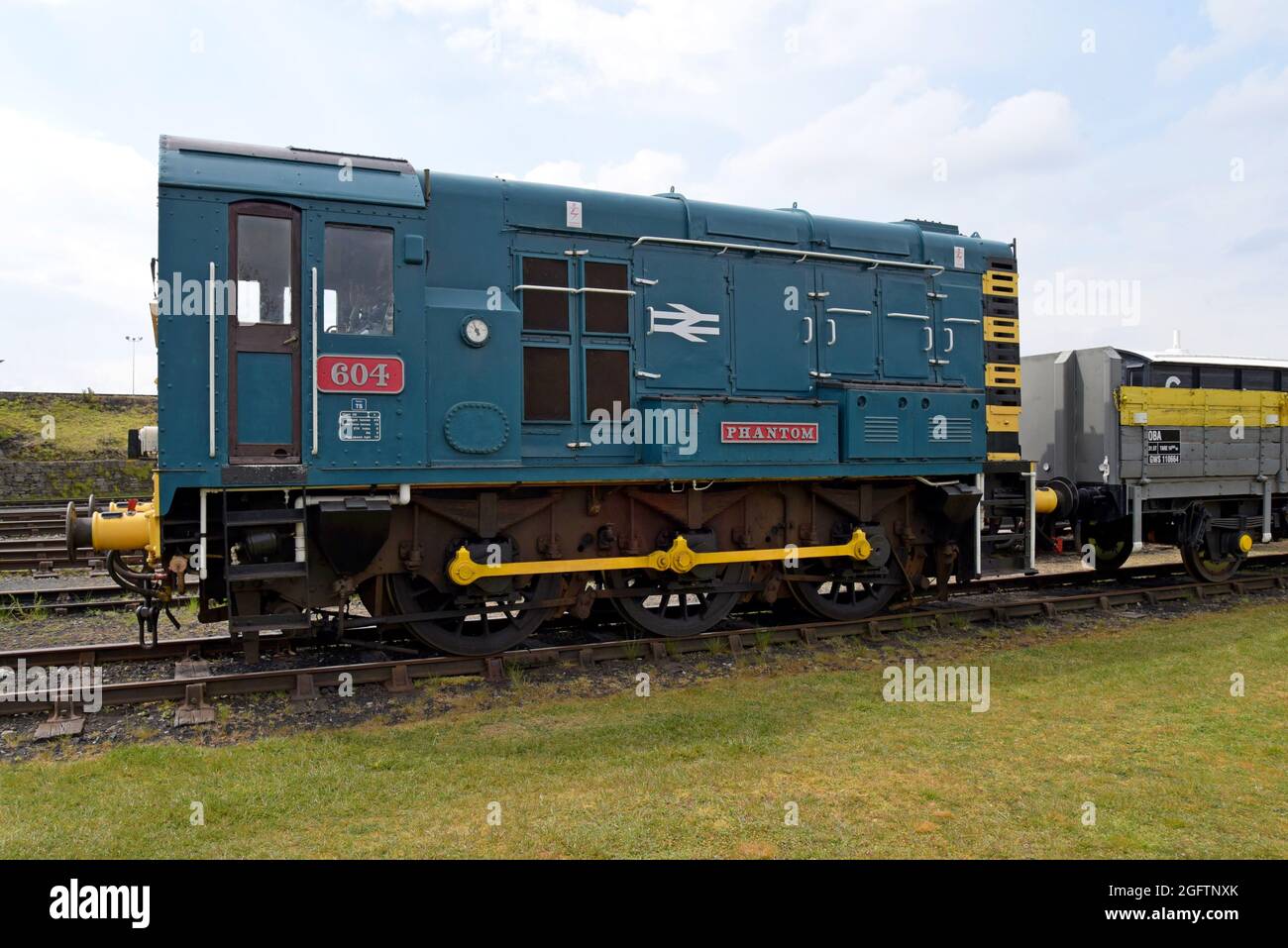 British Rail 08 class diesel shunter 08604 "Phantom" at Didcot Railway ...