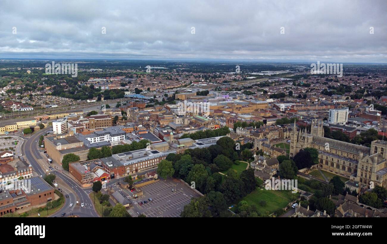 Peterborough, UK. 25th Aug, 2021. Peterborough Cathedral seen from the ...
