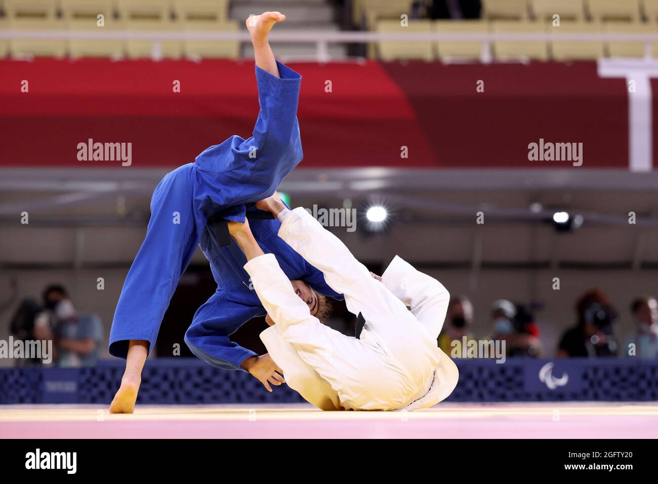 Tokio, Japan. 27th Aug, 2021. Paralympics: Judo, super lightweight 48 ...