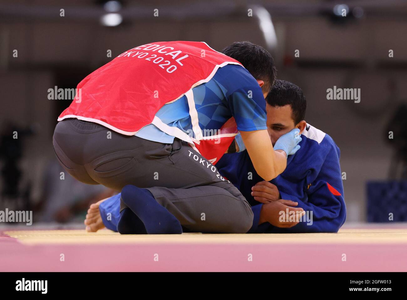 Judo men 60 kg paralympics judo hi-res stock photography and images - Alamy
