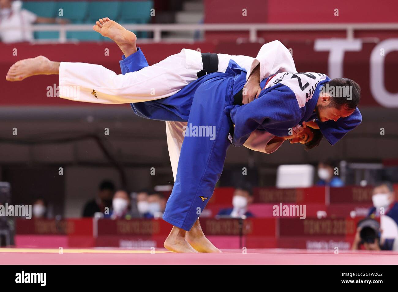 Judo men 60 kg paralympics judo hi-res stock photography and images - Alamy