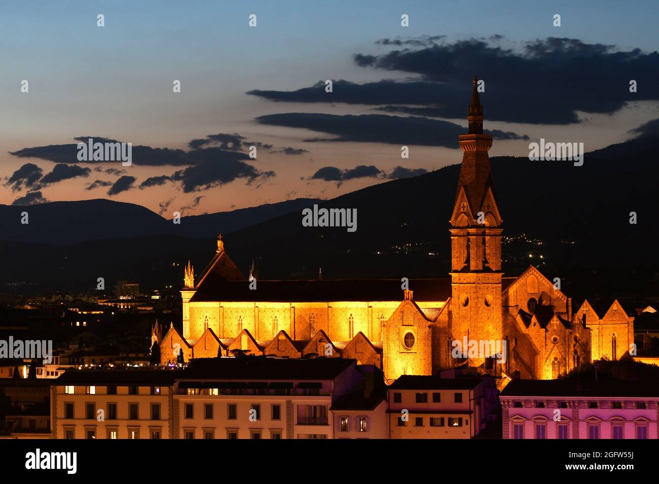 Florence, July 2021: Beautiful night view of the Basilica of the Holy ...