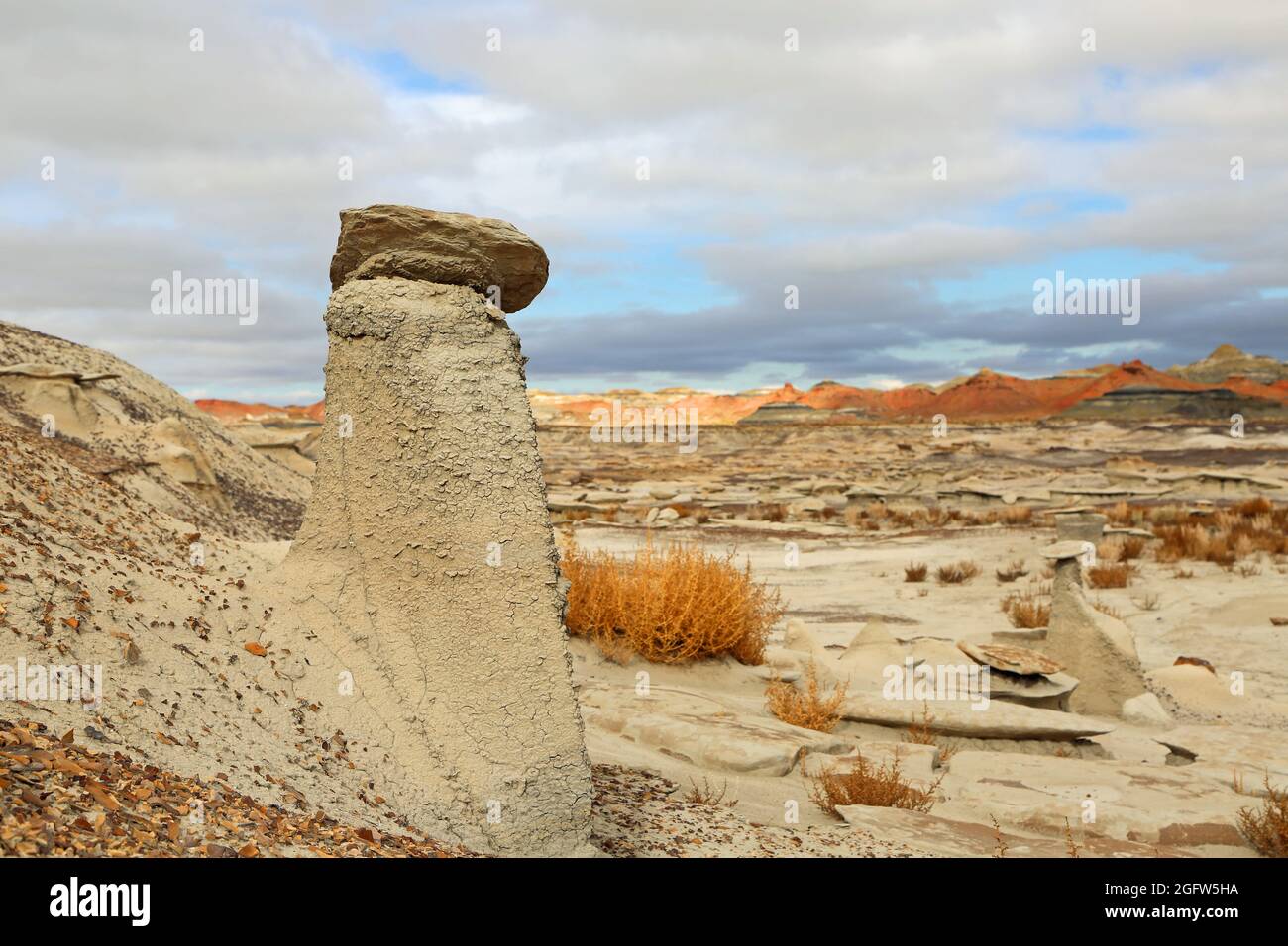 Hoodoo geology hi-res stock photography and images - Alamy