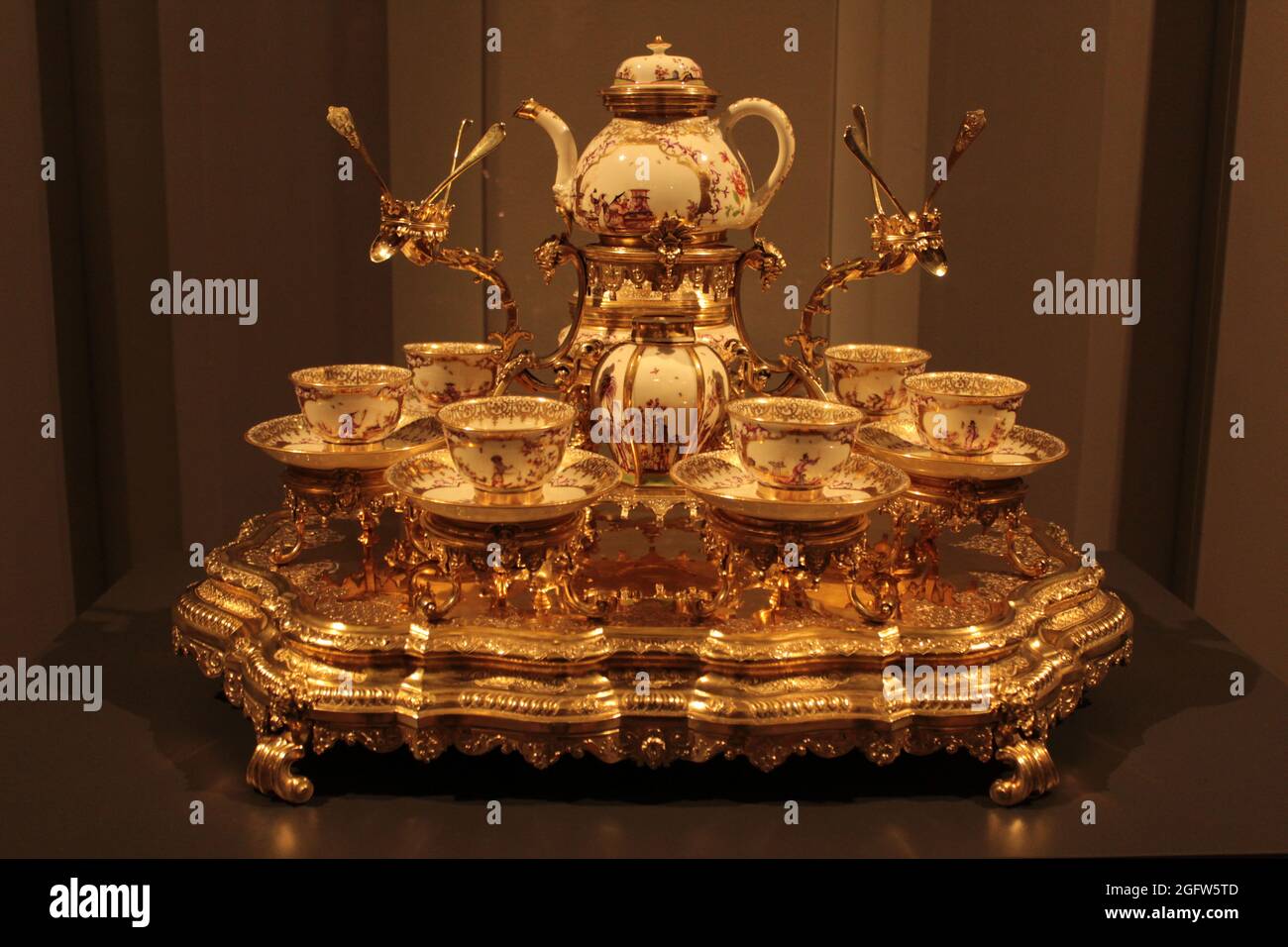 Baroque manmade structures hi-res stock photography and images - Alamy