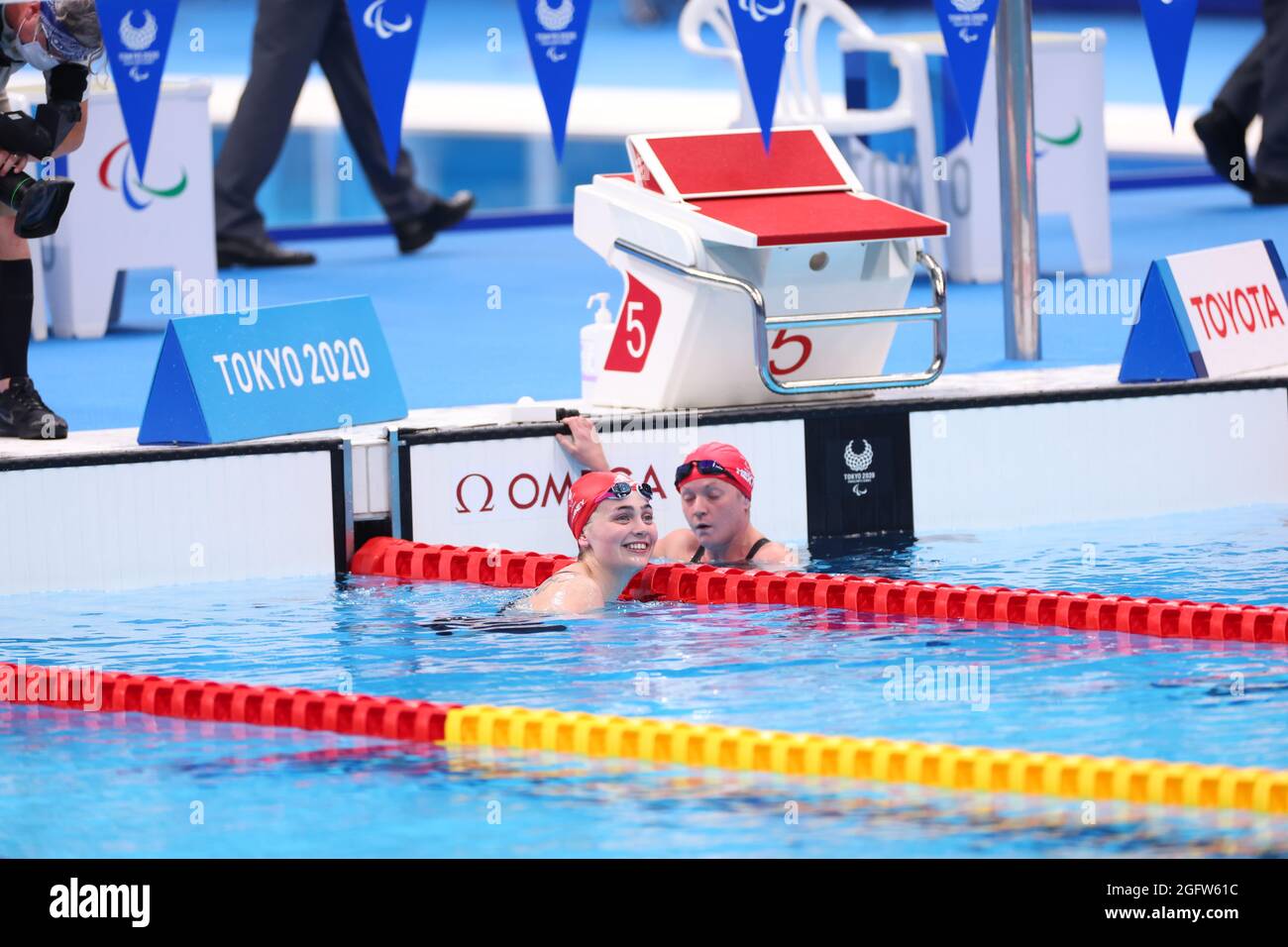 KEARNEY Tully (GBR) celebrates winning the Women's 100m Freestyle - S5 ...