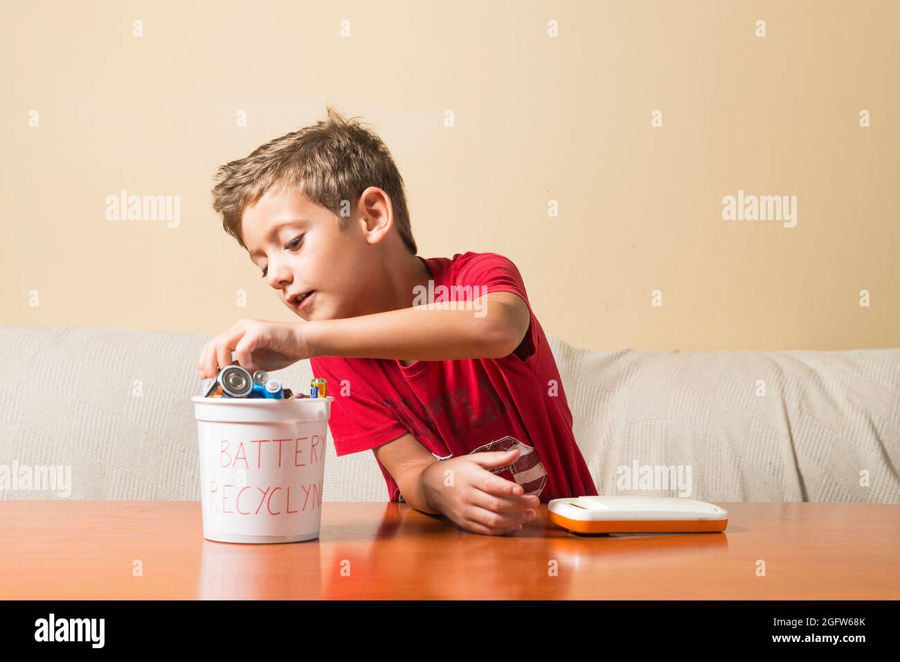 Battery in toy hi-res stock photography and images - Alamy