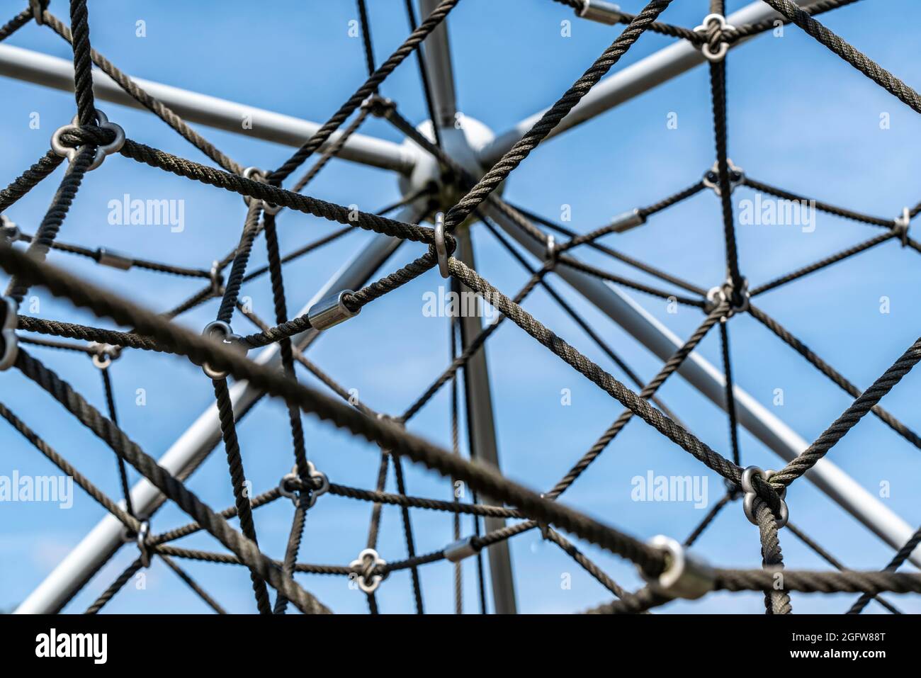 Climbing scaffold, climbing pyramid, symbolic image Network, networking ...