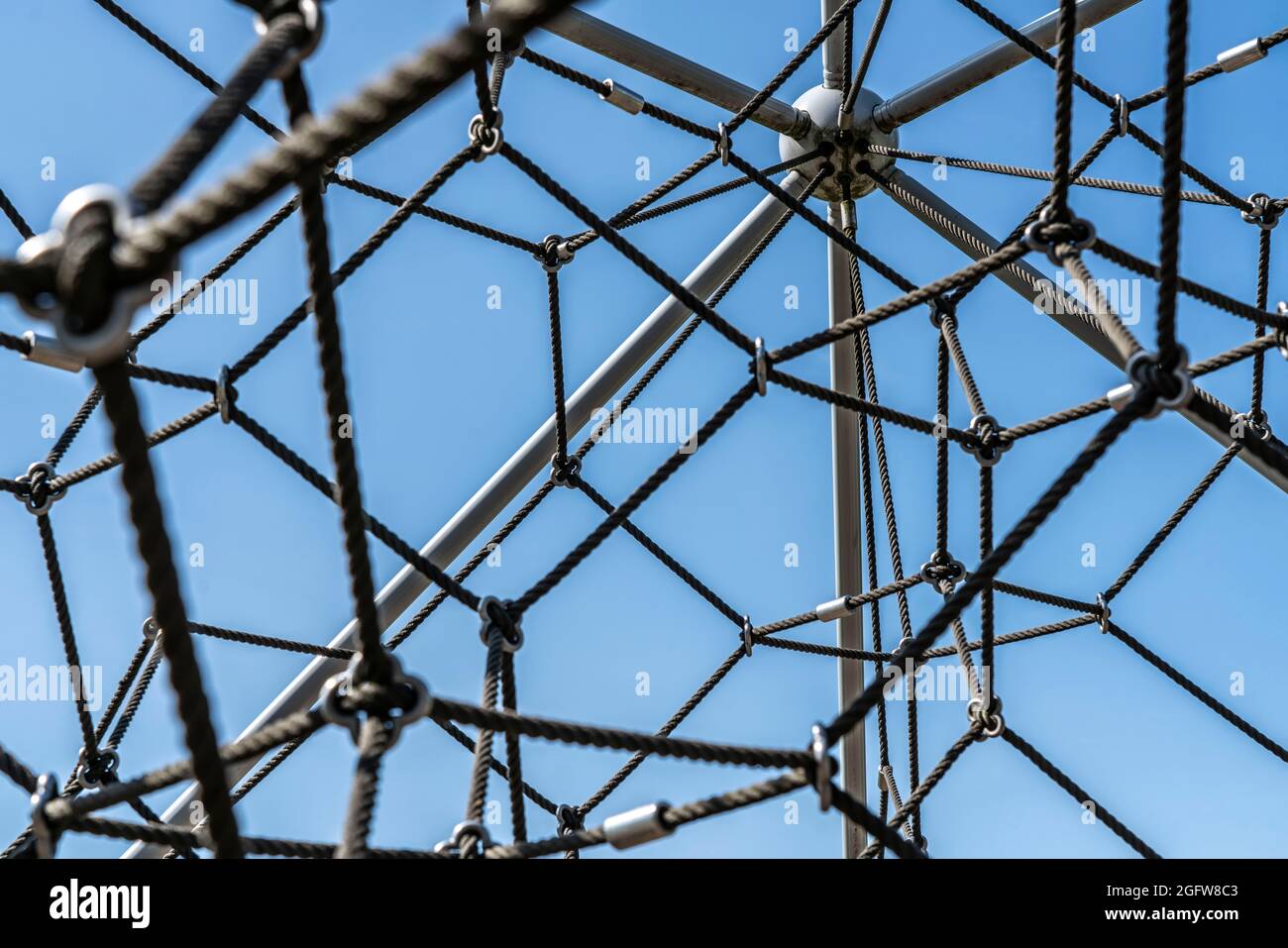 Climbing scaffold, climbing pyramid, symbolic image Network, networking ...