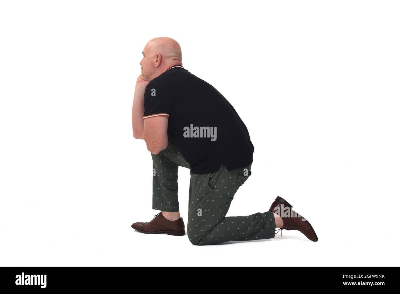 Knee knees leaning looking hi-res stock photography and images - Alamy