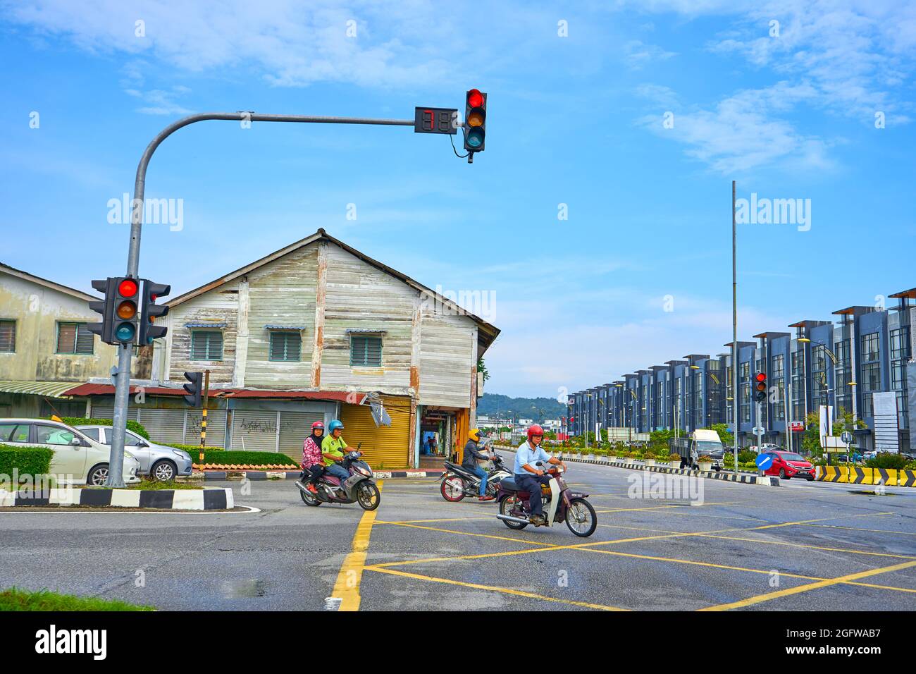 Stunning street view, in the city of Kuang on a tropical island in ...