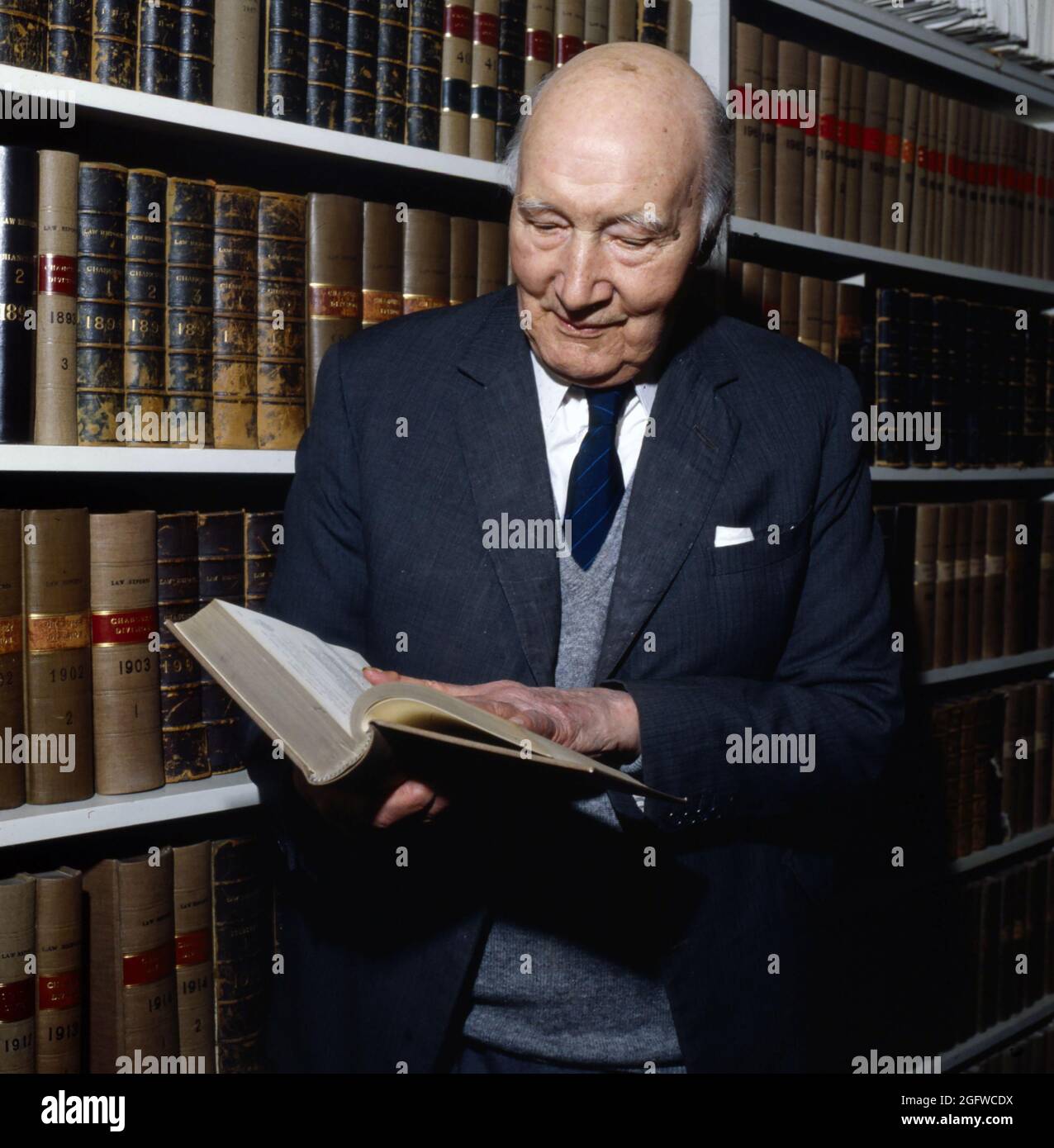 Lord denning portrait hi-res stock photography and images - Alamy