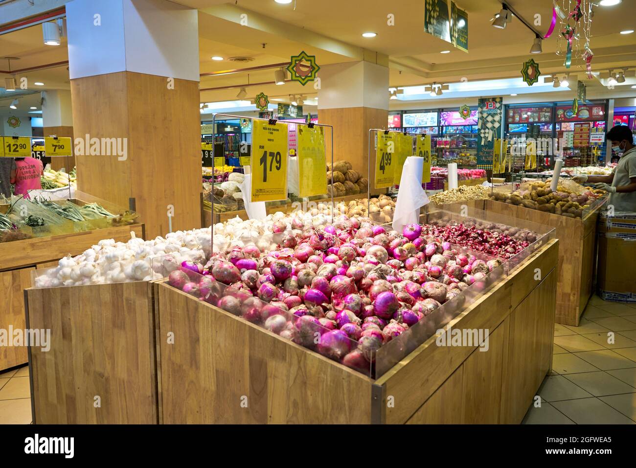 Vegetable section at the grocery store. Vegetable counters Stock Photo ...