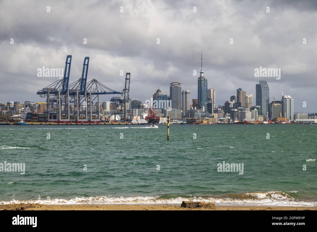 Devonport docks hi-res stock photography and images - Alamy