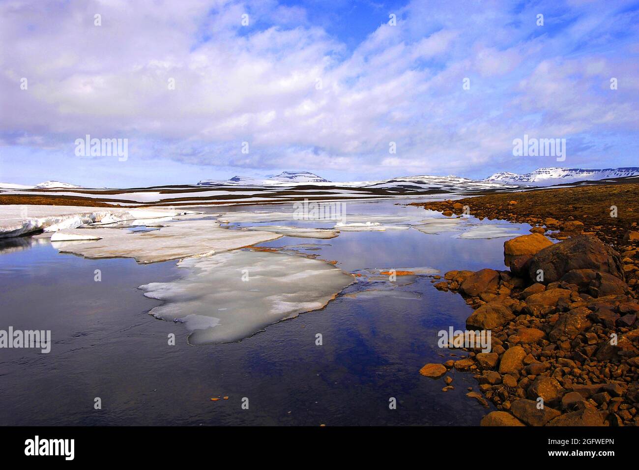 River spring melt hi-res stock photography and images - Alamy