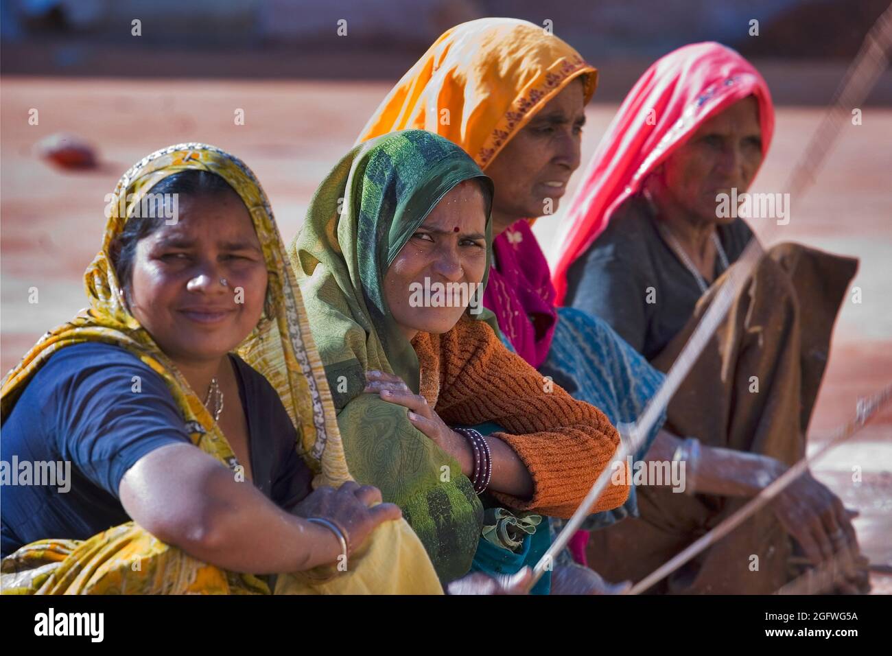 Indian workers hi-res stock photography and images - Alamy