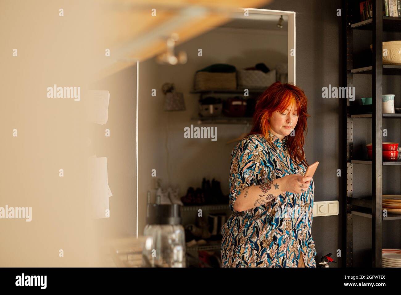 Using connected hi-res stock photography and images - Alamy