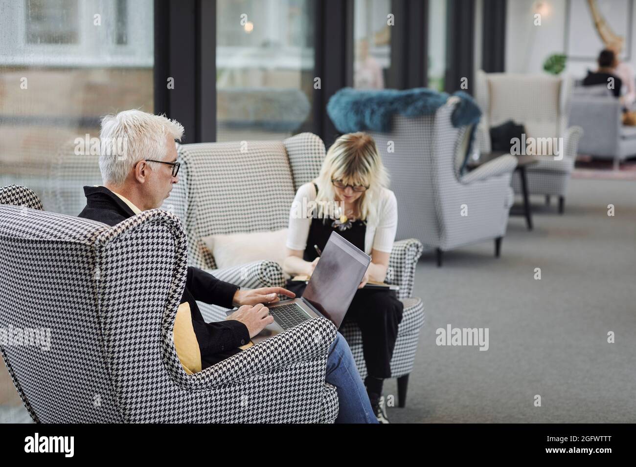 Work place environment hi-res stock photography and images - Alamy