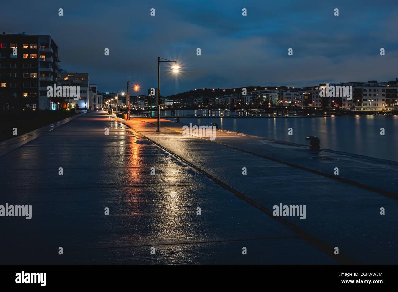 Promenade building hi-res stock photography and images - Alamy