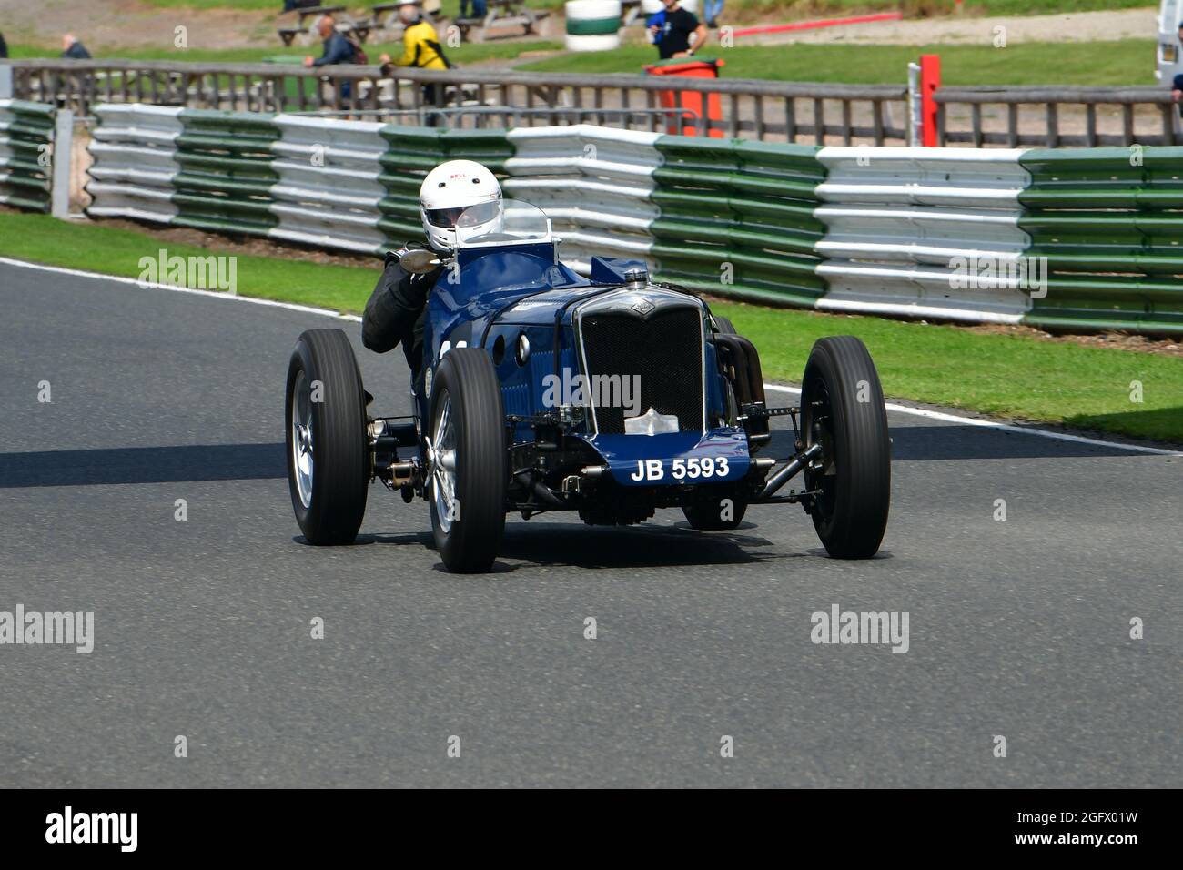 Mike James, Riley 12/4 TT Sprite replica, Allcomers Handicap Race, Bob ...