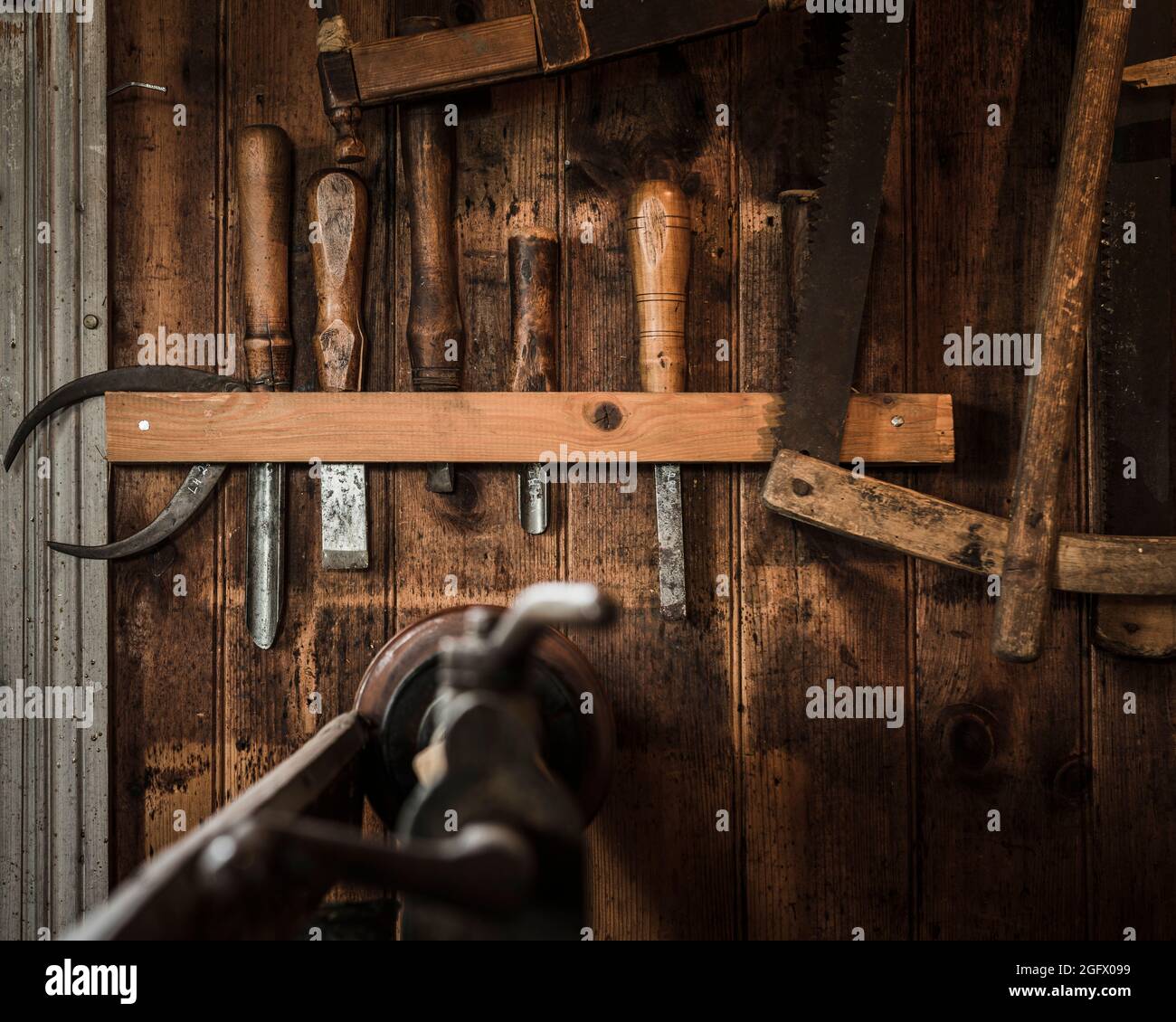 Carpentry chisels hi-res stock photography and images - Alamy