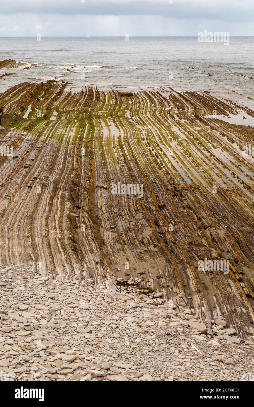 Flysch in basque country coast Stock Photo - Alamy