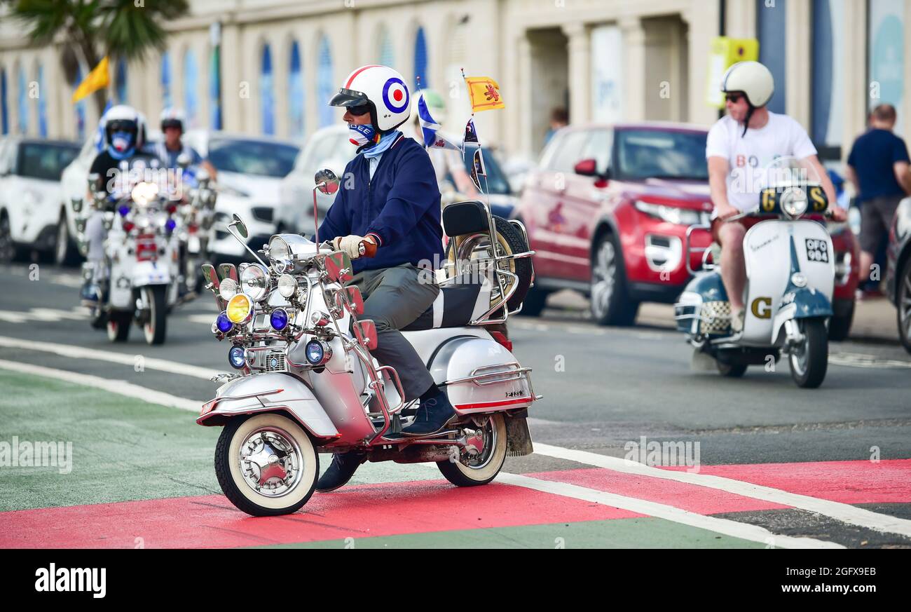 Mods bank holidays hi-res stock photography and images - Alamy