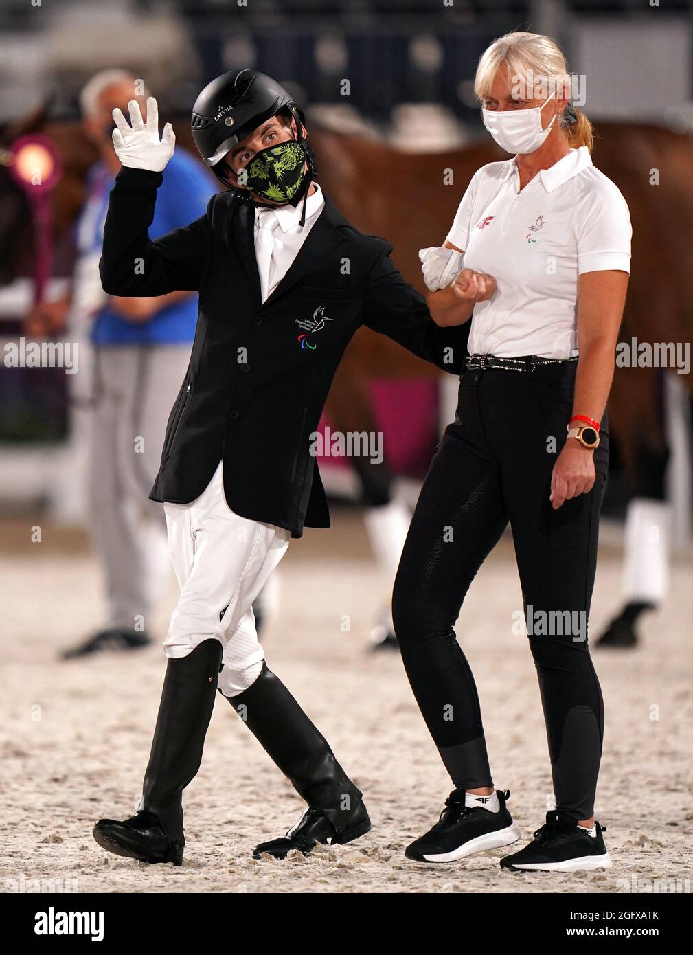 Tokyo paralympic dressage podium hi-res stock photography and images ...