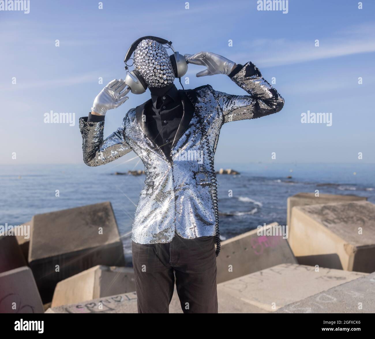 1970s disco suit hi-res stock photography and images - Alamy