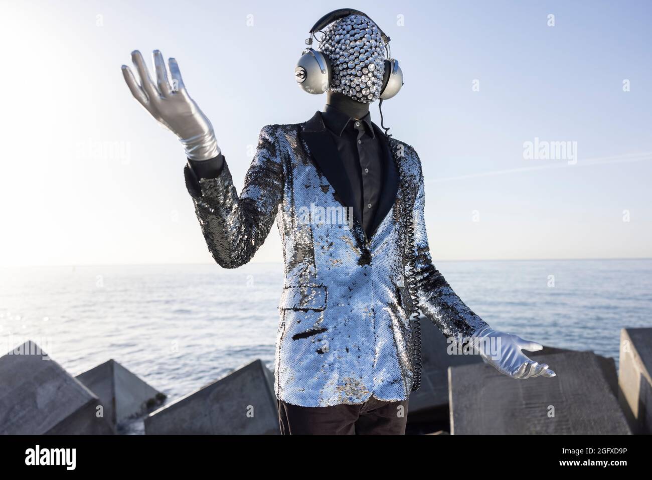 1970s disco suit hi-res stock photography and images - Alamy