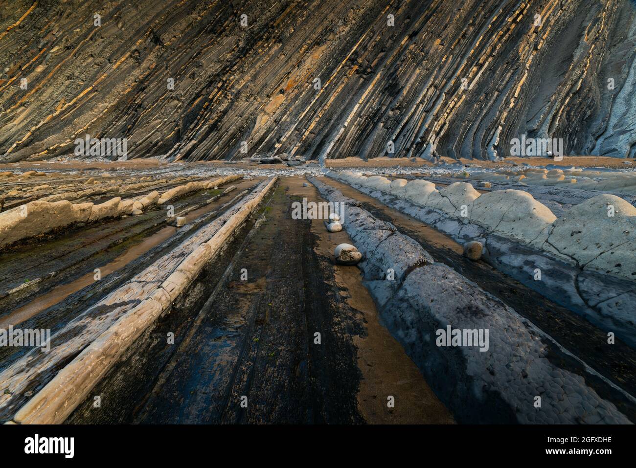 Coast zumaia sakoneta beach hi-res stock photography and images - Alamy