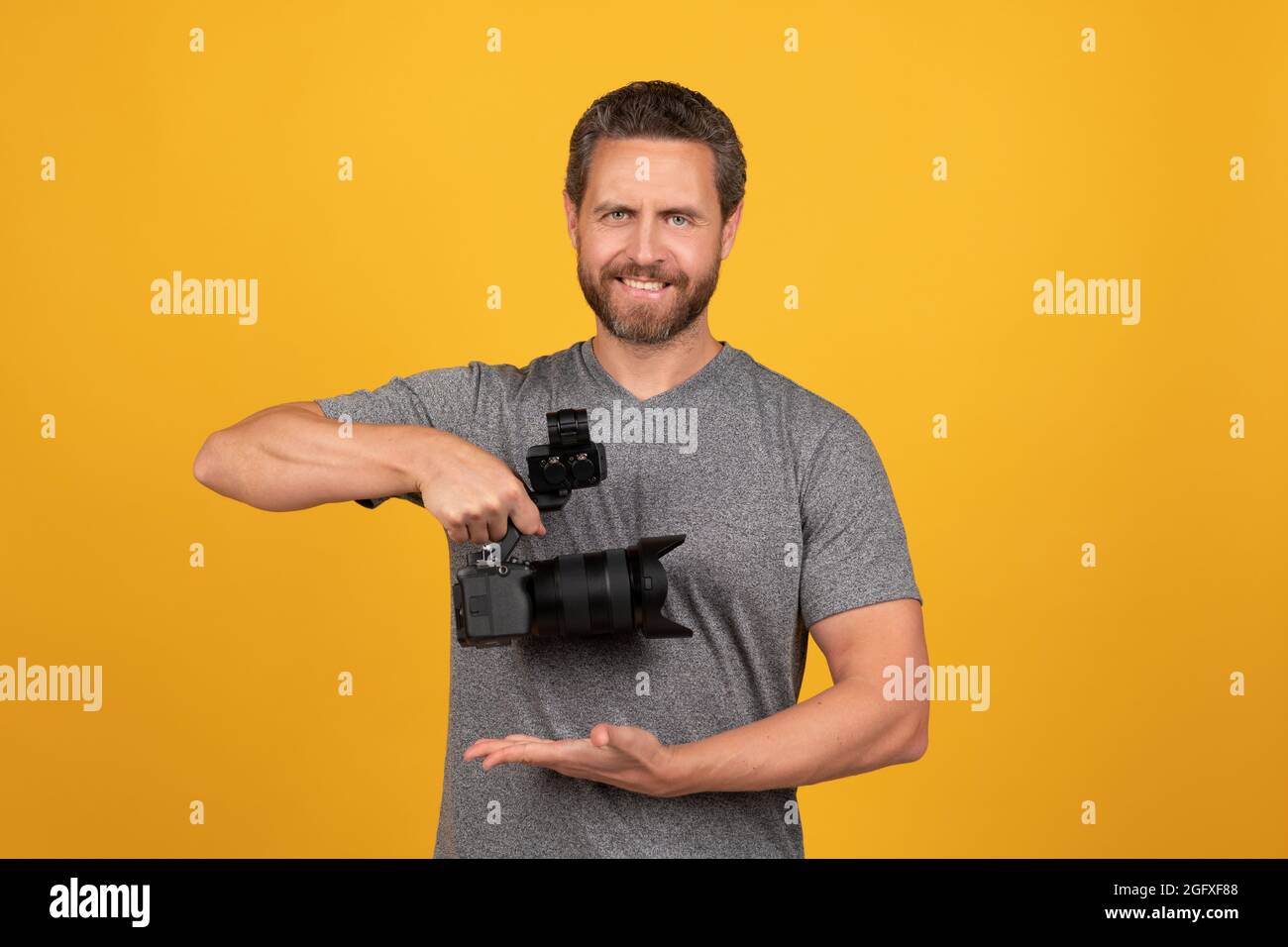 Videomaker hi-res stock photography and images - Alamy
