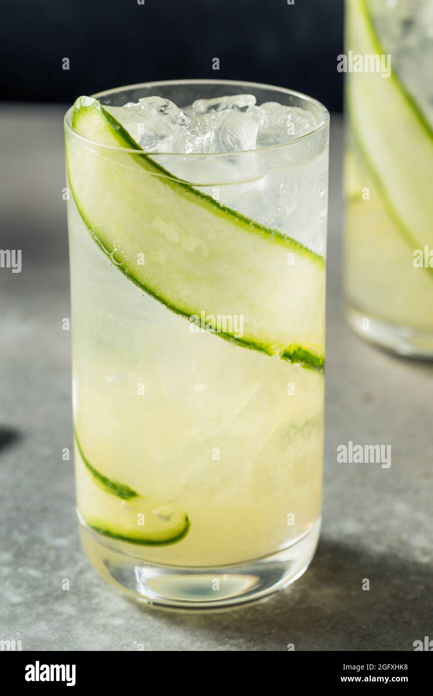 Slice cucumber gin tonic hi-res stock photography and images - Alamy