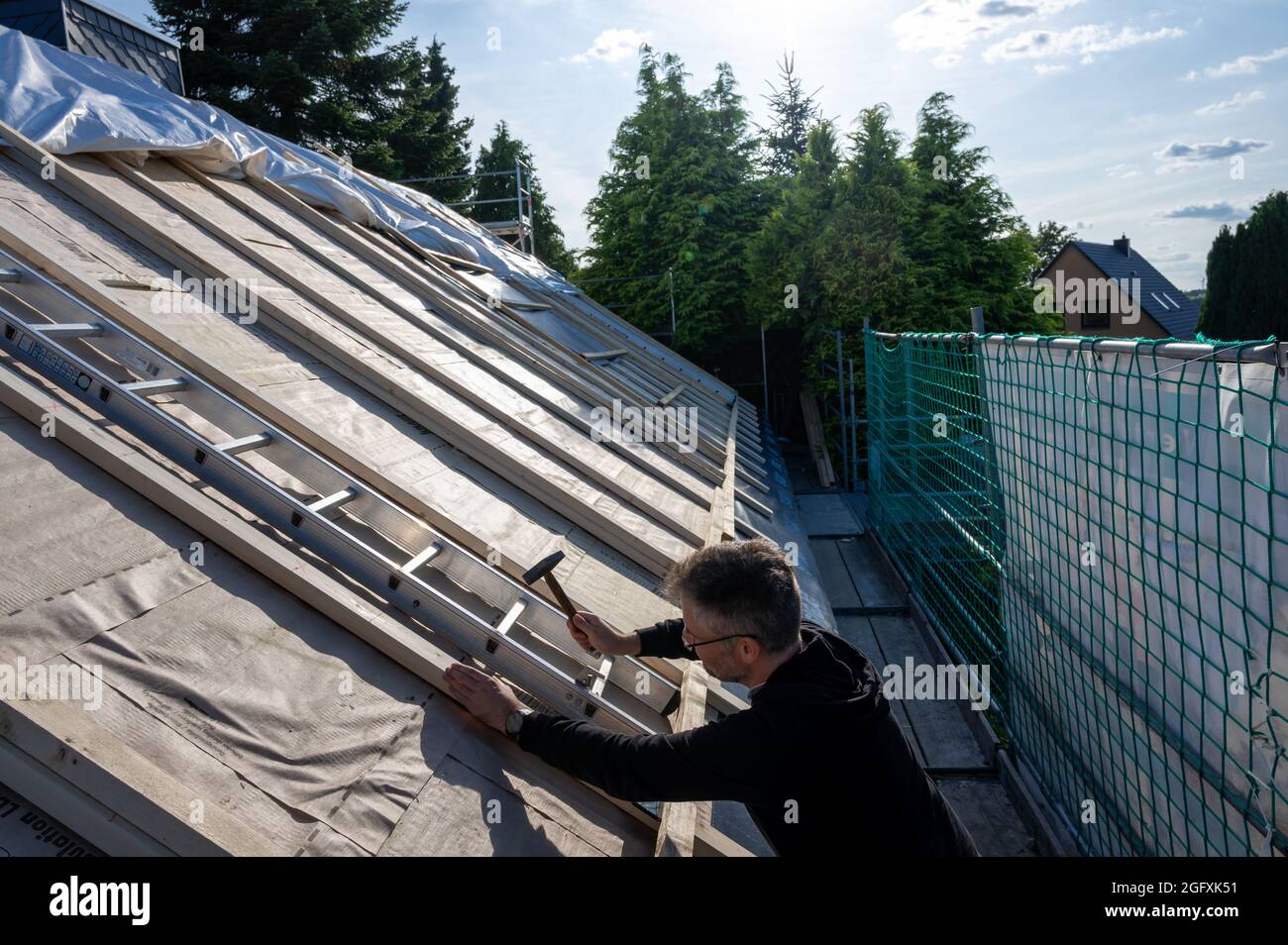 Installing insulation hi-res stock photography and images - Alamy