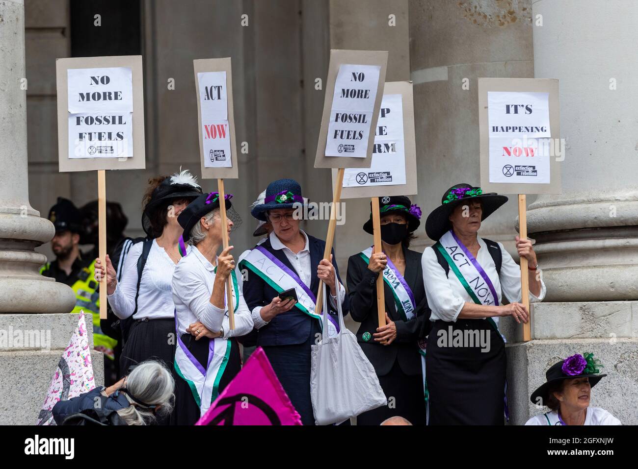 Suffragettes police hi-res stock photography and images - Alamy