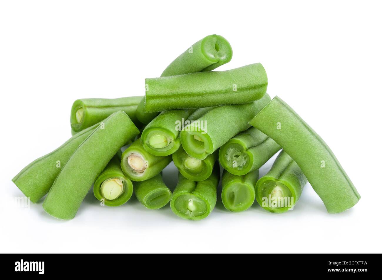 fresh ripe sliced green bean pods isolated on white background Stock ...